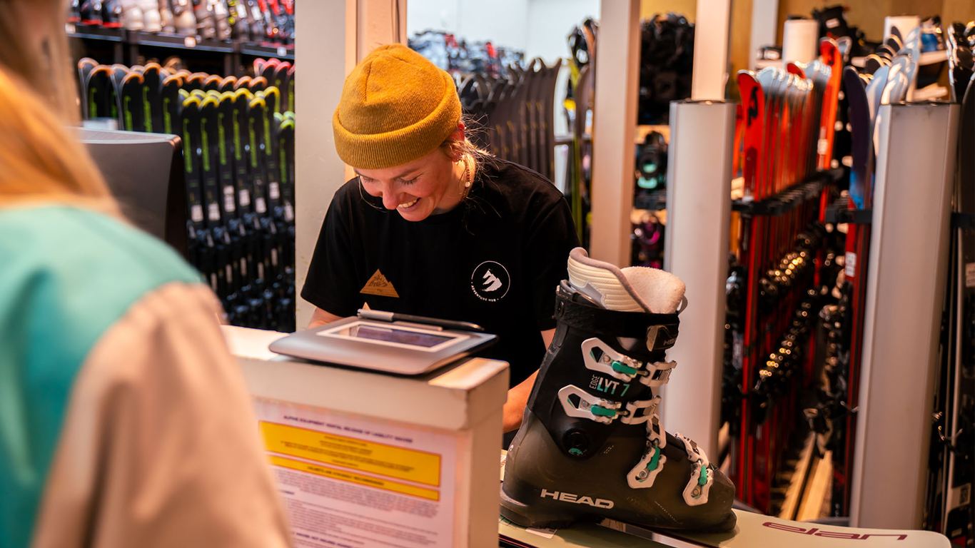 Join Our Team at Banff’s Top Ski Resorts | SkiBig3